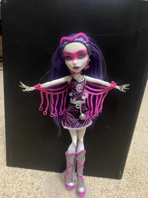 MONSTER HIGH SPECTRA Vondergeist Power Ghouls ‘PolterGhoul’ *complete ...