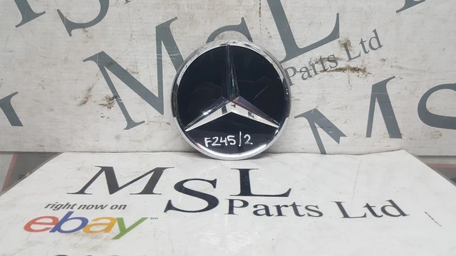 MERCEDES BENZ W205 C Class Boot Lid Emblem / Badge A2058100018 ...