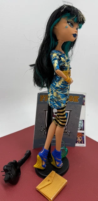 MONSTER HIGH ☆ Picture Day : Cleo de Nile - Mattel 2012 Fashion Doll ...