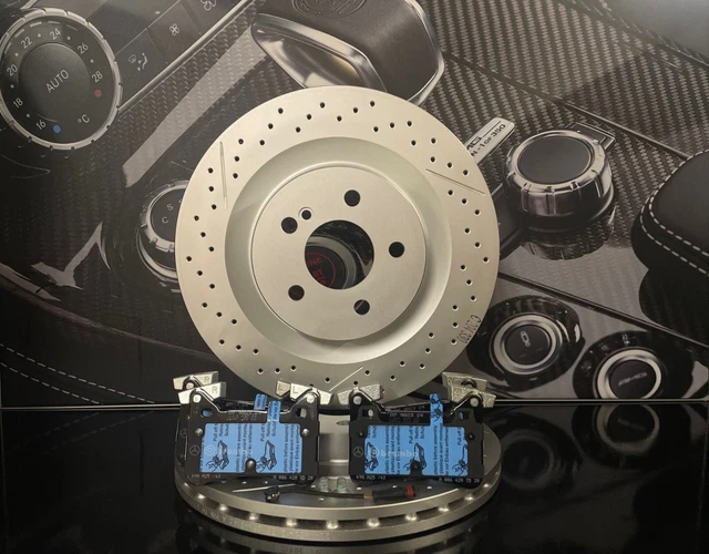 GENUINE MERCEDES-BENZ W204 C-Class C63 AMG Rear Brake Discs & Pads Kit ...
