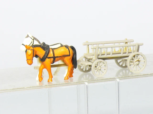 PREISER H0 2-spänniges Pferdegespann mit Leiterwagen Fuhrwerk EUR 7,95 ...