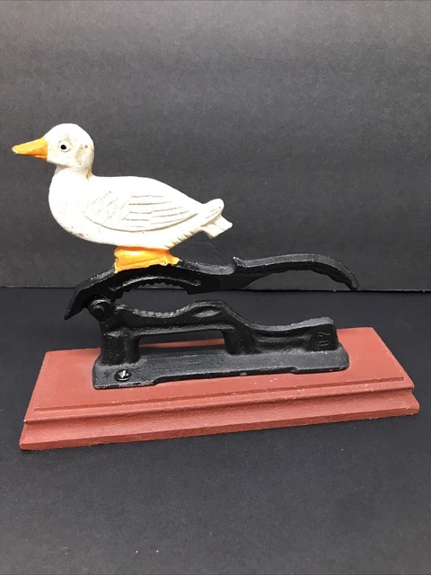 VINTAGE DUCK CAST Iron Nut Cracker Nutcracker Wood Base Country Home ...