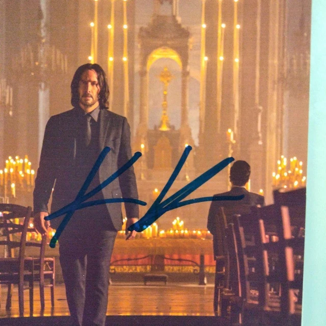 PHOTO AUTOGRAPHIÉE DE Keanu Reeves au format 2L...Keanu Reeves... EUR ...