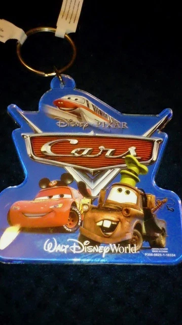 DISNEY KEYCHAIN &CARS& Lightning McQueen and Mater original 2006 movie ...