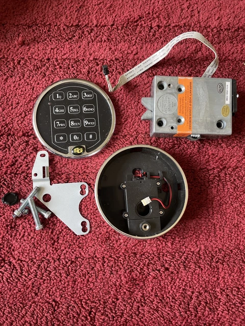 SARGENT AND GREENLEAF SG Electronic Safe Lock Used $24.00 - PicClick
