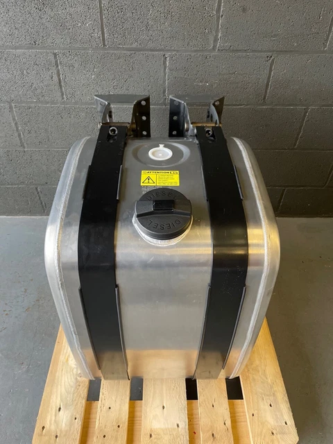 VOLVO COMPATIBLE FUEL Tank Aluminium FH D Shaped 210 Litre £840.00 ...