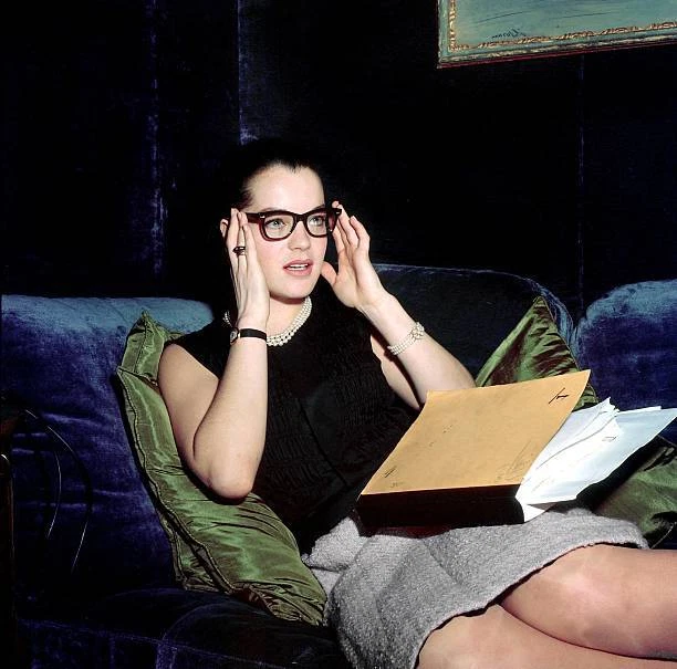 ROMY SCHNEIDER AT Coco Chanel studio 1960's in Paris OLD PHOTO 7 EUR 6 ...