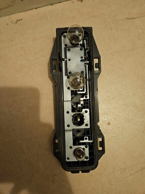 PLATINE DE FEU Arrière Droit Peugeot 307 SW Phase 1 2002 EUR 17,60 ...