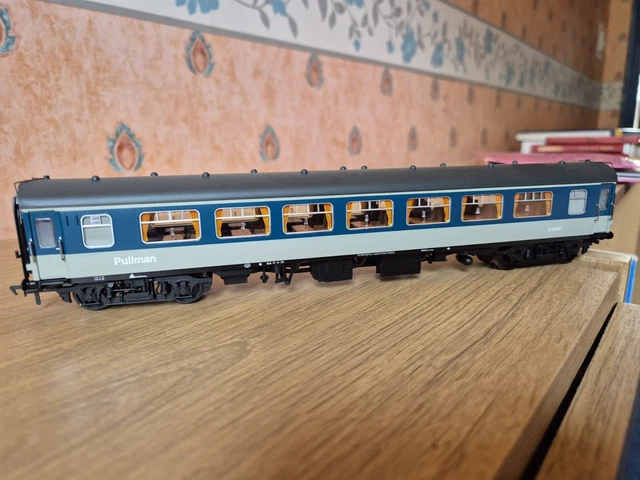 #6192 BACHMANN 39-311A BR Mk1 SP Pullman second parlour E347E in grey ...