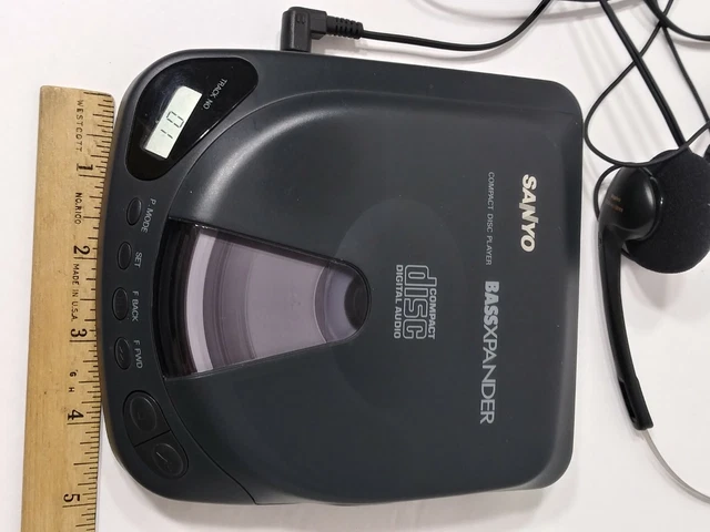 SANYO COMPACT DISC Portable CD Player BassXPander Model CDP-150 $24.99 ...