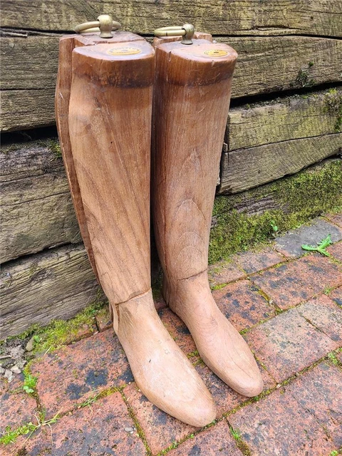 VINTAGE PAIR OF Wooden Riding Boot Tree Lasts with Brass Rings Tristram ...