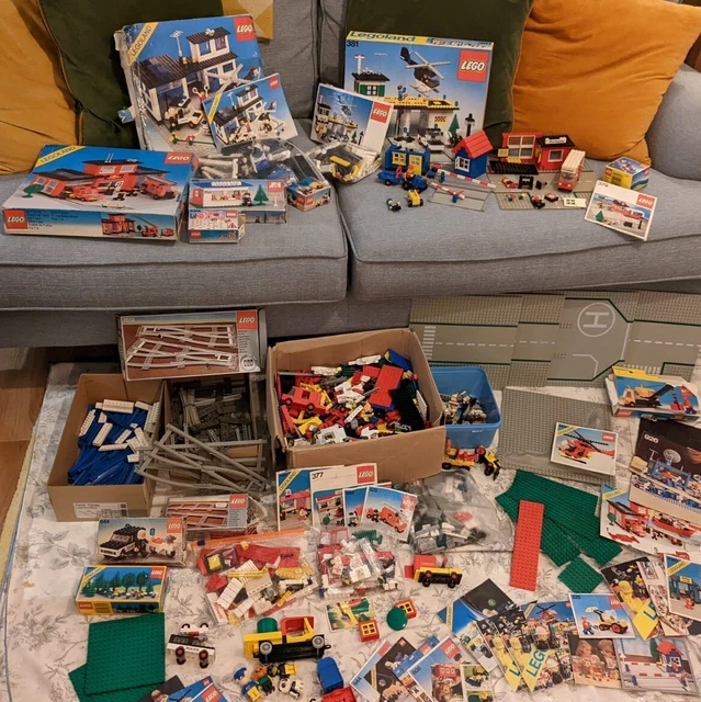 LEGO VINTAGE. Collection of Classic Town, Space, Technic sets from 70s ...