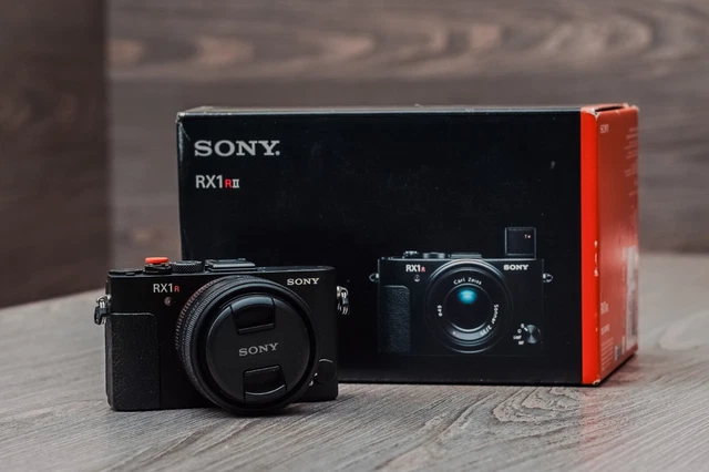 SONY CYBER-SHOT DSC-RX1R ii RX1RII RX1RMKII RXR1MK2 RX1R2 Mint Only 500 ...