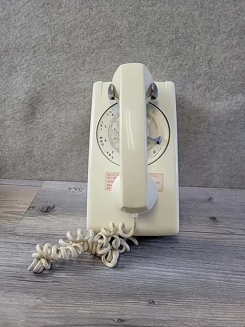 VINTAGE 1969 KELLOGG ITT 554 Rotary Dial Wall Phone Pale Yellow ...