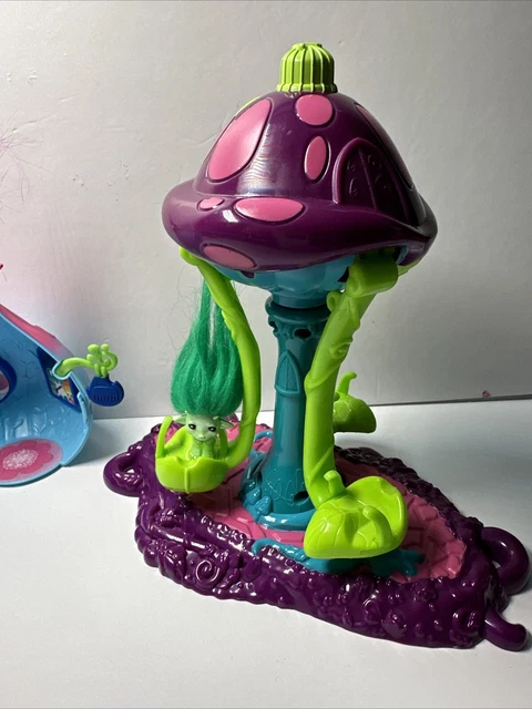 THE ZELFS TOADSTOOL Twirl-n-Swing with exclusive Ribbita frog Zelf $32. ...