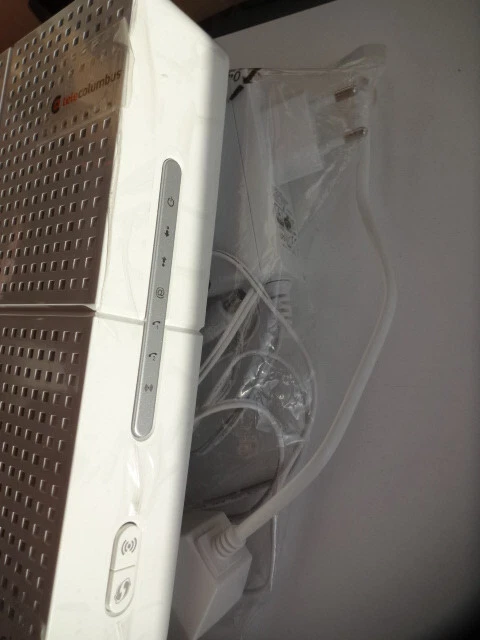 TELECOLUMBUS CH7485E WLAN Router Kabel Kabelmodem Dualband WLANAC 4x ...