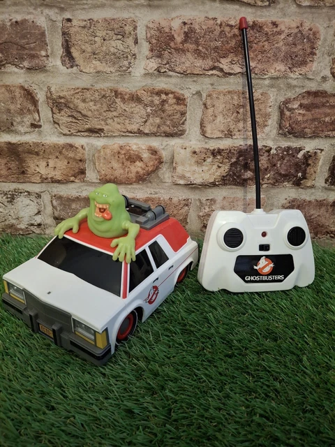 GHOSTBUSTERS ECTO-1 WITH Glowing Slimer Remote Control Car £25.00 ...