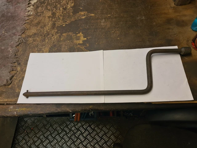 AUSTIN A40.A50.A55 MK1 Cambridge.A55.A60 Van.Pickup Engine Starting ...