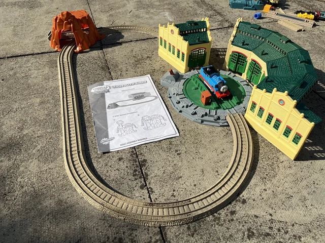 THOMAS & FRIENDS Trackmaster Tidmouth Sheds Set £75.00 - PicClick UK