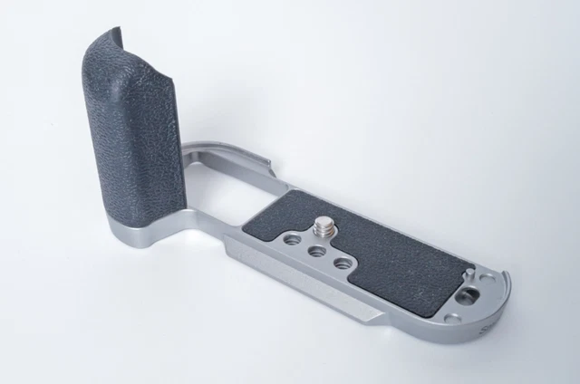 SMALLRIG SILICONE L-SHAPE Handle for Fujifilm X-T50 + JJC Thumb Grip ...
