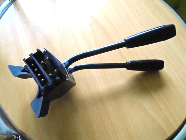 CLASSIC EARLY FORD FIESTA Mk1 (1976-1982) WIPER COLUMN SWITCH STALK ...