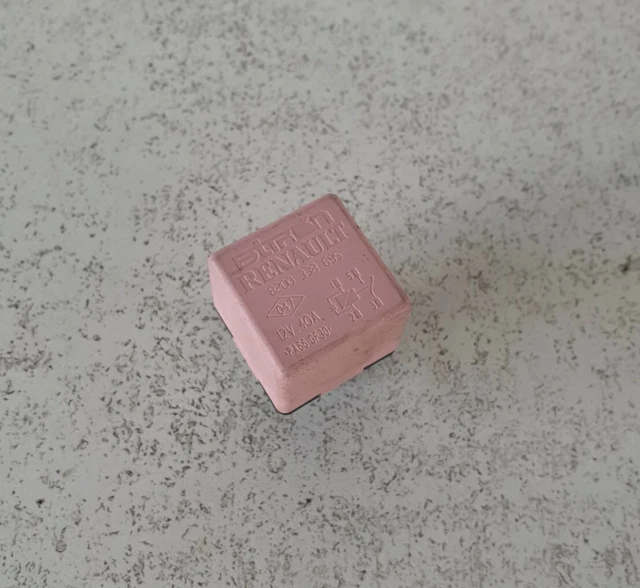 RELAIS BITRON 12V 12 RENAULT Ref 8200338695 Volt 40A Rose Noir EUR 24 ...