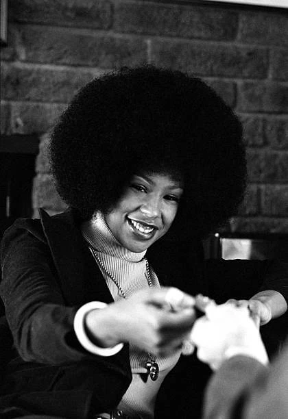 MARGUERITE SIMPSON, WIFE of O J Simpson, poses at home on January - Old ...