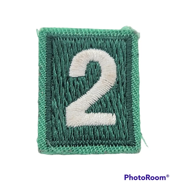 OFFICIAL GIRL SCOUT Uniform Unit Number (2) #2 Patch Badge Green White ...
