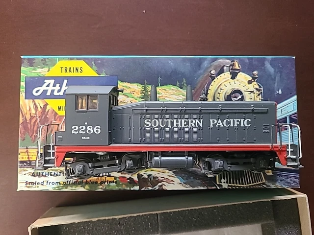1966 SOUTHERN PACIFIC 2286 EMD SW-7(PW) Athearns boîte bleue 4006 EUR ...