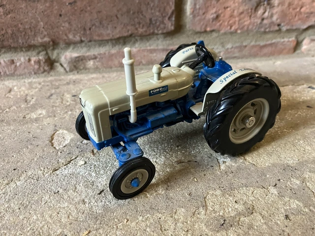 ERTL BRITAINS FORDSON Power Major Tractor Model 1/32 Parts Mart Special ...