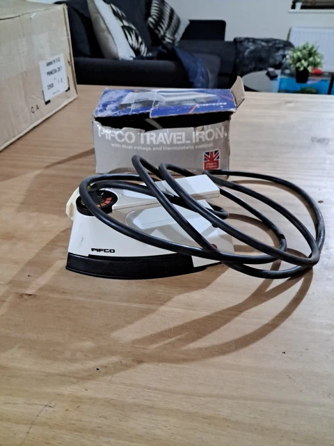 VINTAGE PIFCO TRAVEL Iron, Dual Voltage 120/240V - Non Stick Base - £10 ...