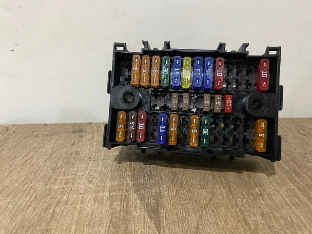 VW TRANSPORTER T5 Fuse Box 7H0937617A £39.99 - PicClick UK