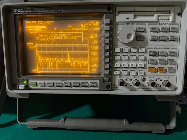HP/AGILENT 35670A FFT dynamischer Signalanalysator 4-Kanal AY6 geladen ...