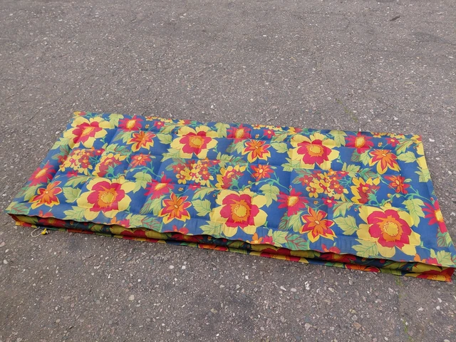 DDR LUFTMATRATZE AUFBLASBAR Camping Freizeit Blumen Muster Veb Pneumant ...