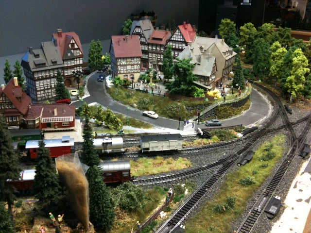 MÄRKLIN H0 DIGITALE Modelleisenbahn-kompl. NUR Material Züge,Schienen ...