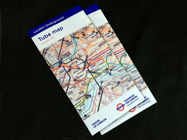 2 X LONDON Underground pocket tube maps - November 2022. £1.50 ...