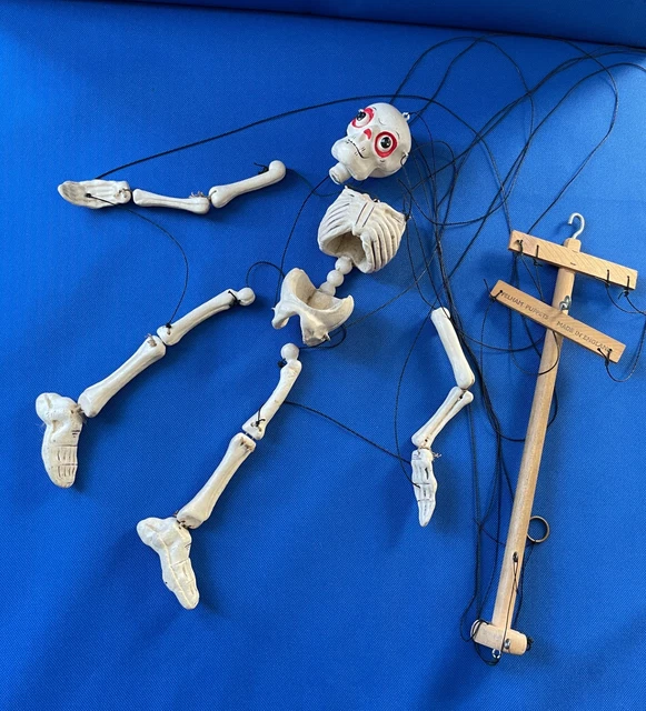 VINTAGE 1960S PELHAM PUPPET SKELETON ~ bones come apart by pulling the ...