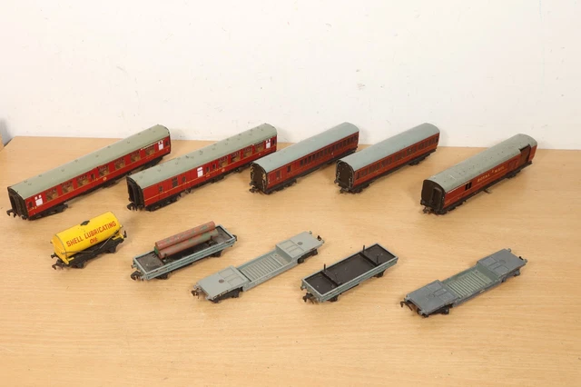 VINTAGE HORNBY DUBLO BR Brake Coaches Carriages Royal Mail Truck Wagon ...