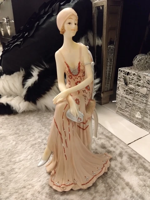 STUNNING JULIANA COLLECTION Art Deco Broadway Belles Seated Lady ...