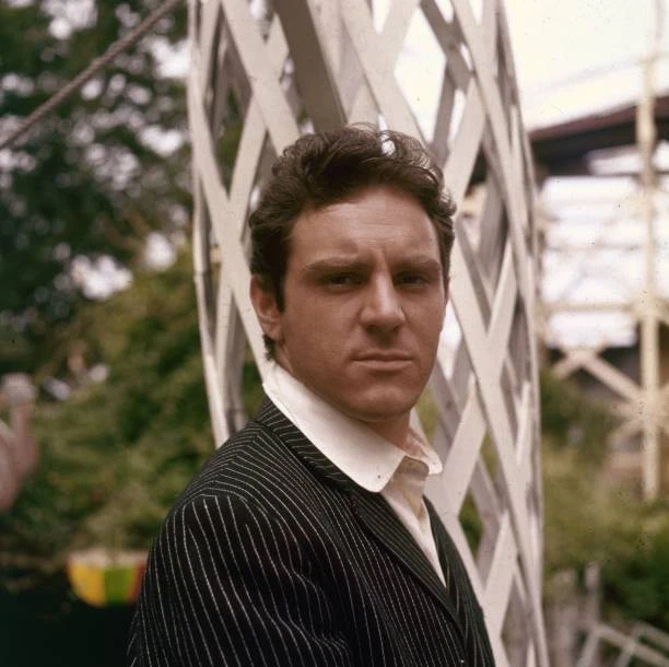 SINGER AND ACTOR Anthony Newley one time husband of Joan Collin - 1965 ...