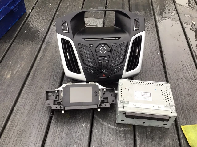 FORD FOCUS MK3 Radio Stereo HEAD UNIT Cd 2010 To 2015 BM5T-18C815-HJ £ ...