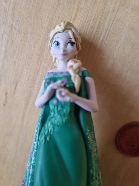 DISNEY PRINCESS QUEEN Elsa Of Arendelle Frozen Fever Cake Topper Figure ...