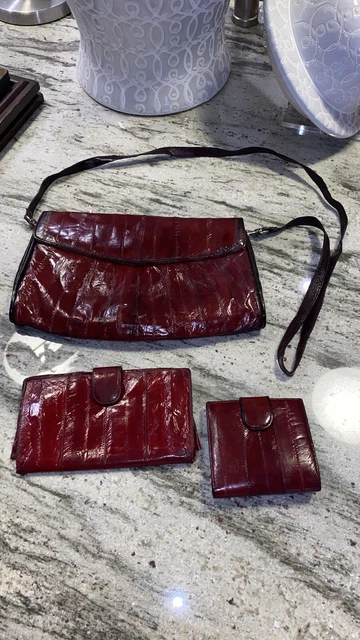VINTAGE SUNCO GENUINE Eel Skin Burgundy Red Purse, Wallet, Credit Card ...