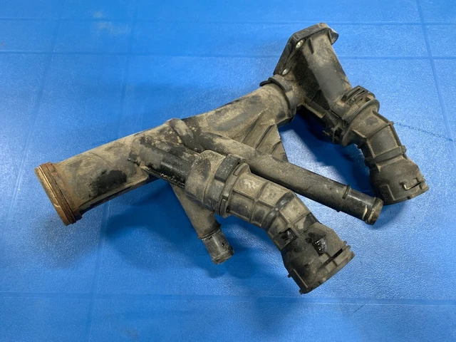 VW GOLF MK7 1.6 Tdi Water Coolant Flange Thermostat Housing 04L121071E ...