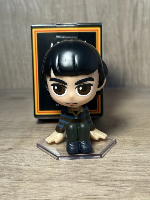 STRANGER THINGS 2025 McDonalds – Complete Set of 6 Figures EUR 85,00 ...