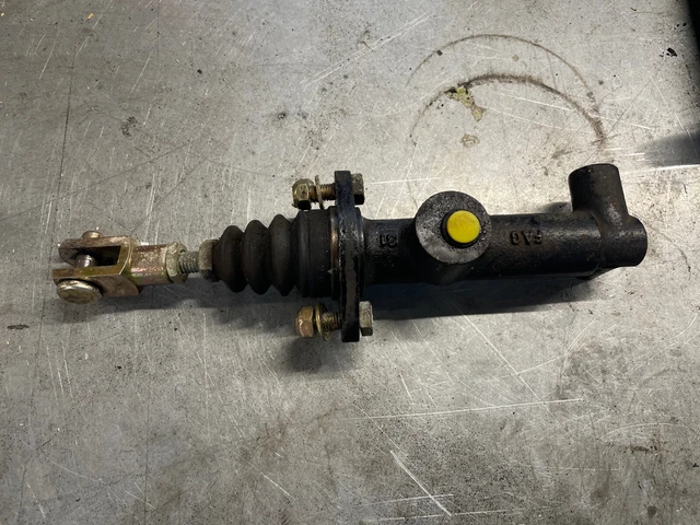 MERCEDES W460 G Wagon G Wagen Clutch Master cylinder £130.00 - PicClick UK