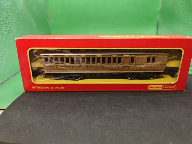 TRIANG / HORNBY R025 00 Gauge LNER Teak Clerestory Coach Boxed ...