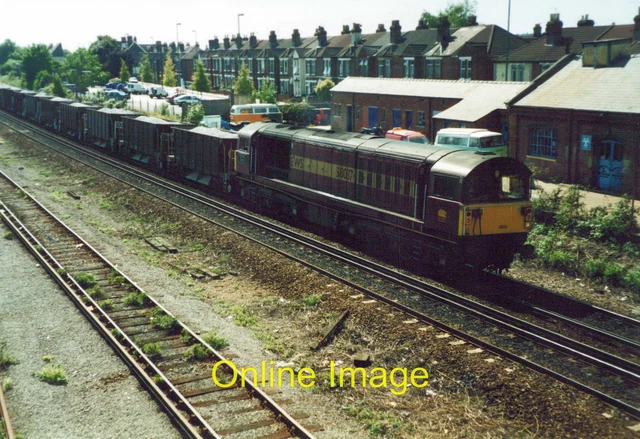 RAILWAY PHOTO 6X4 Class 58 58037 Ballast Train Eastleigh 31/8/01 £1.50 ...