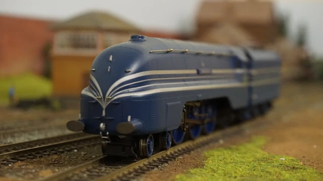 HORNBY R2206 OO Scale Coronation Class 4-6-2 Steam Locomotive $132.85 ...