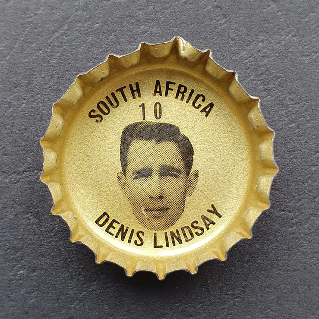COCA-COLA CRICKET BOTTLE Cap Top from 1963 (South Africa #10 - Denis ...